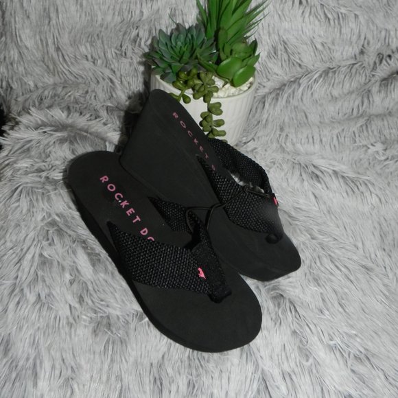 Rocket Dog | Shoes | Rocket Dog Womens Diver Wedge Flip Flops Black ...